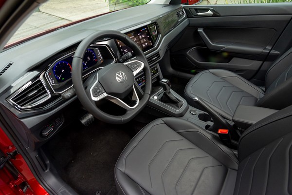 Volkswagen Polo Highline: 5 razões para comprar e 5 motivos para pensar bem