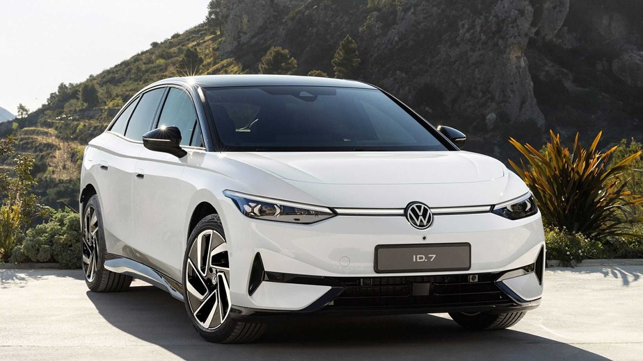 Volkswagen ID.7 é Passat elétrico com 700 km de autonomia