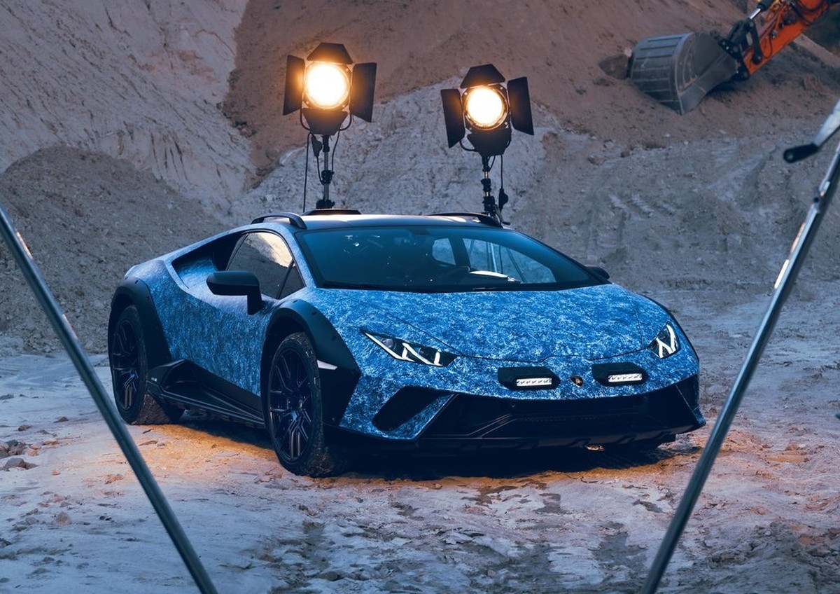 Lamborghini Huracan tem pintura especial que leva 15 dias para ser feita