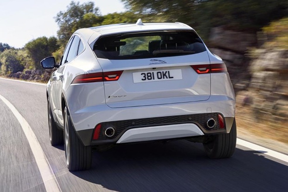 Jaguar lança SUV compacto E-PACE