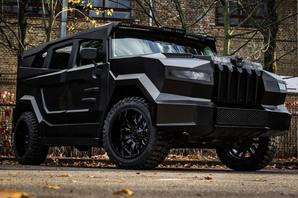 Preparadora usa Hummer H2 como base para criar um caveirão de R$ 1,3 milhão