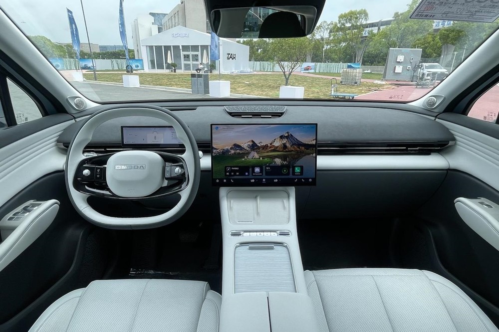 Omoda 7 é novo rival do BYD Song Pro que chega ao Brasil em 2025