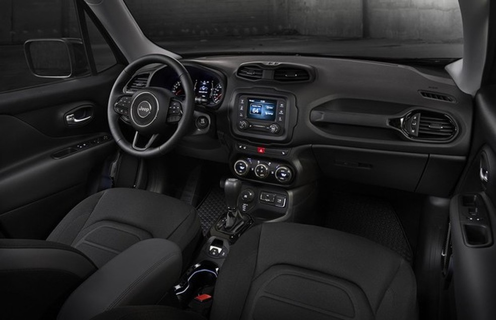 Jeep Renegade ganha edição especial de Batman vs Superman