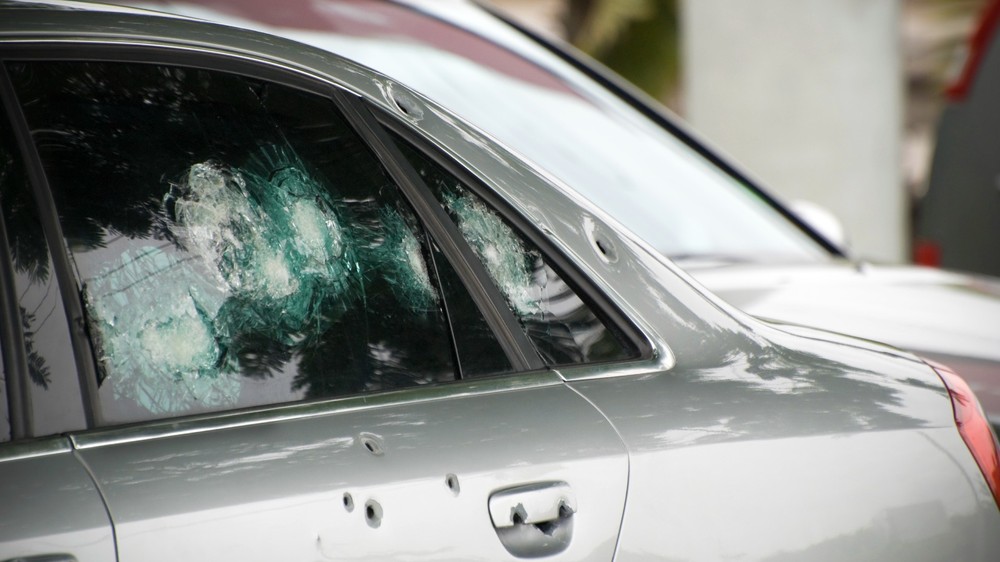 Vidros de carros blindados podem ser reparados ou devem ser destruídos?