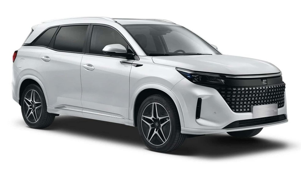 Seres promete voltar a vender carros no Brasil em 3 meses; veja detalhes