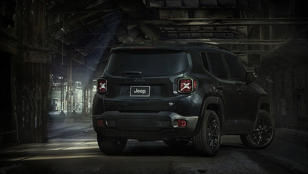 Jeep Renegade ganha edição especial de Batman vs Superman