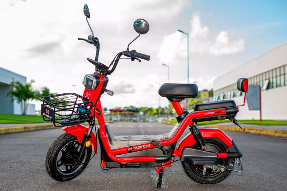 Veja motos que não precisam de CNH para serem pilotadas