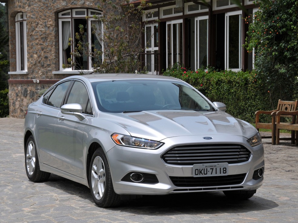 Ford define recall para problema no freio de estacionamento do Fusion