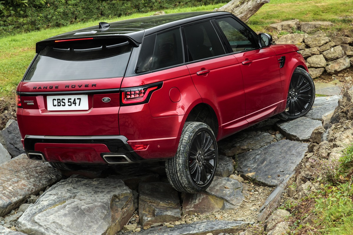 Linha Range Rover ganha 'tapa no visual' e novos equipamentos na linha 2018
