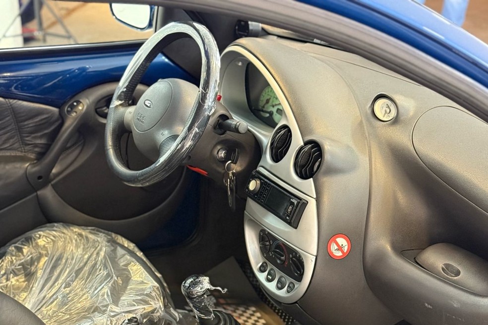 Achado usado: Ford Ka XR é esportivo que cabe no bolso por R$ 34 mil