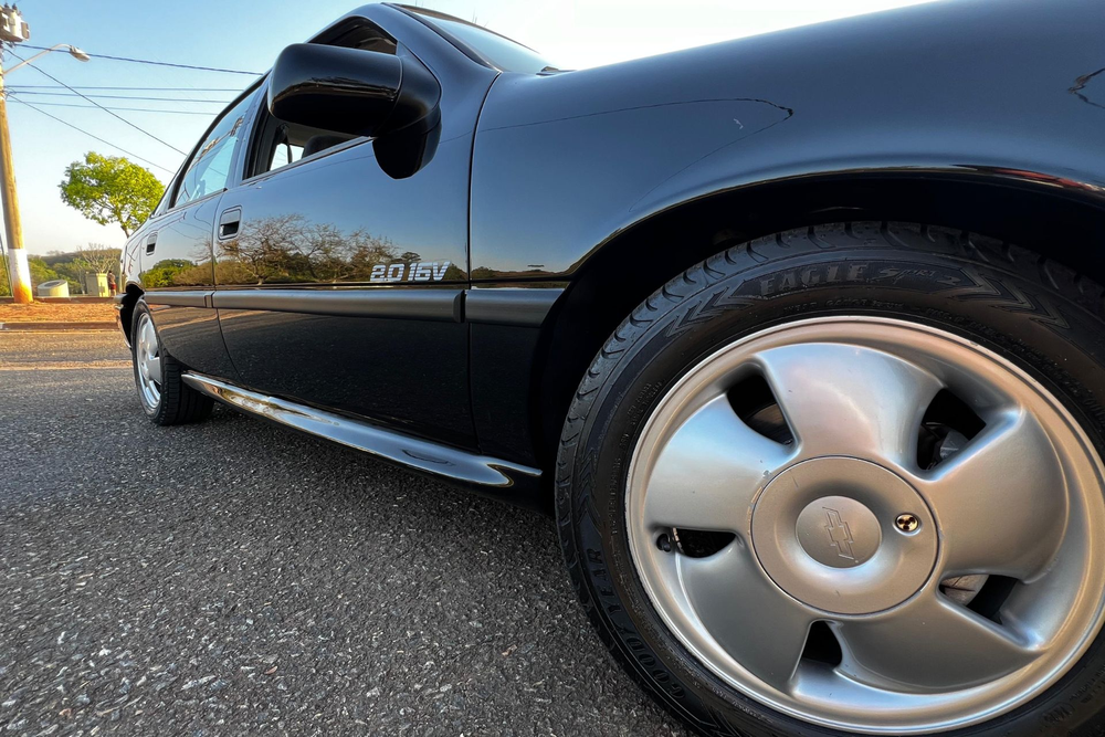 Achado usado: Chevrolet Vectra GSi já foi o carro mais rápido do Brasil