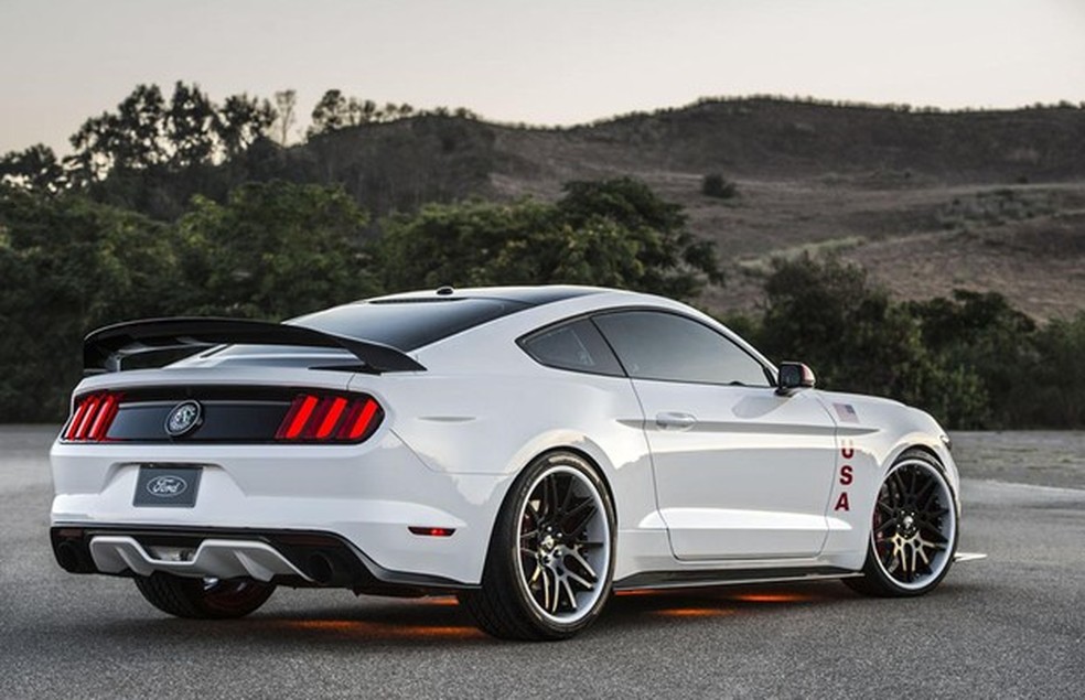 Ford Mustang Apollo Edition vai a leilão