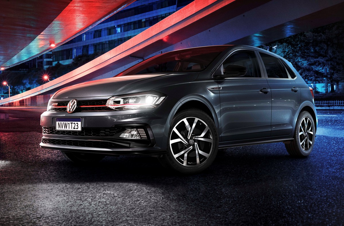 Volkswagen Polo 2021 ganha central multimídia de série e rodas aro 18 ...