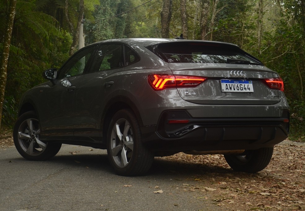 Teste: Audi Q3 Sportback 'Made in Brazil' é SUV cupê com motor de Jetta ...
