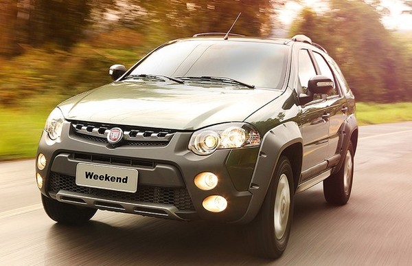 Fiat Weekend chega à linha 2015 mais caro