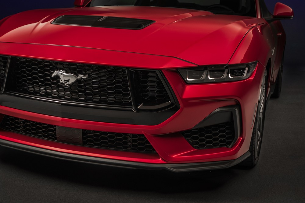 Novo Ford Mustang chega ao Brasil mais potente e R$ 50 mil mais barato