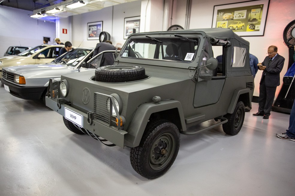 Acervo de clássicos da Volkswagen tem última Kombi feita no Brasil e ...