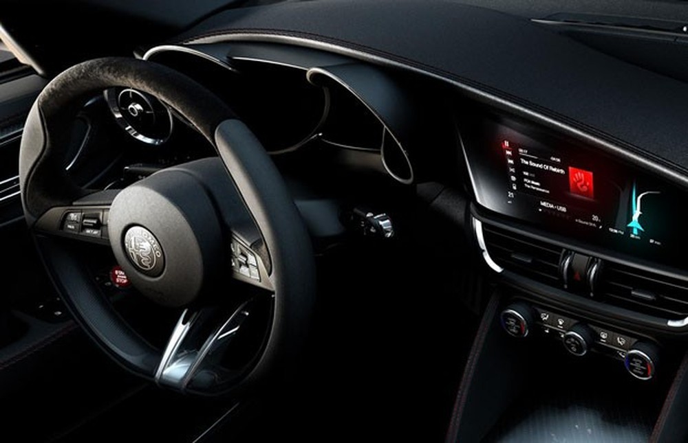 Alfa Romeo revela interior do Giulia