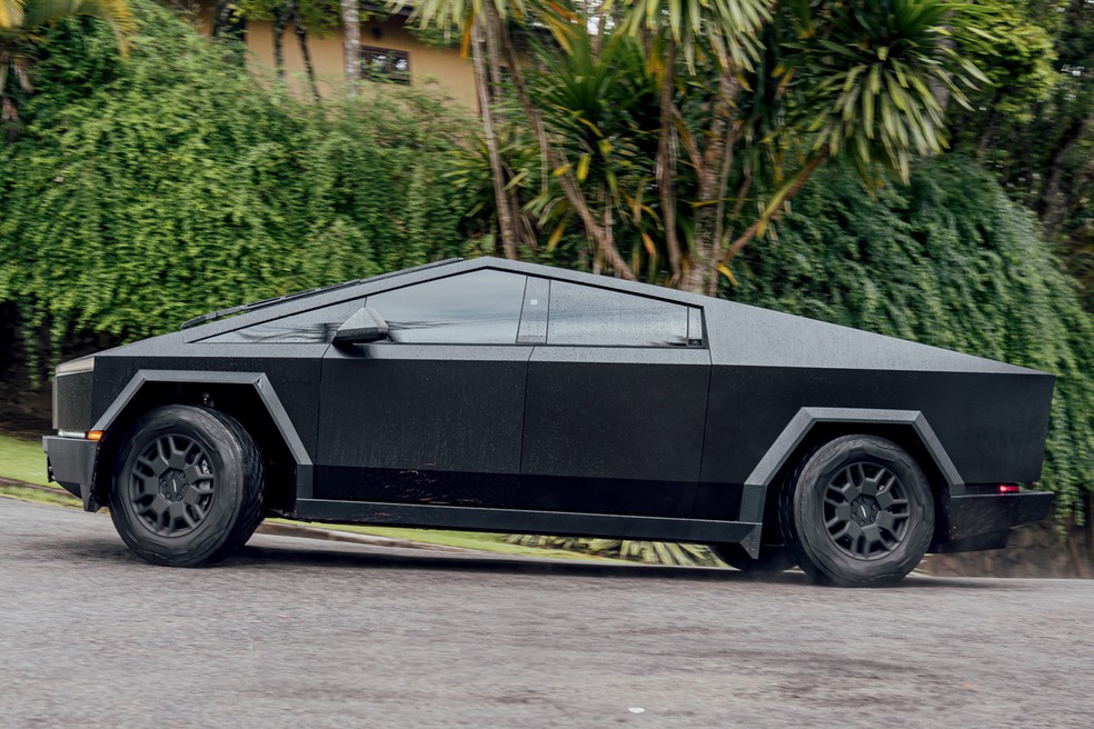 Teste: Tesla Cybertruck é diferente de um carro comum em absolutamente tudo
