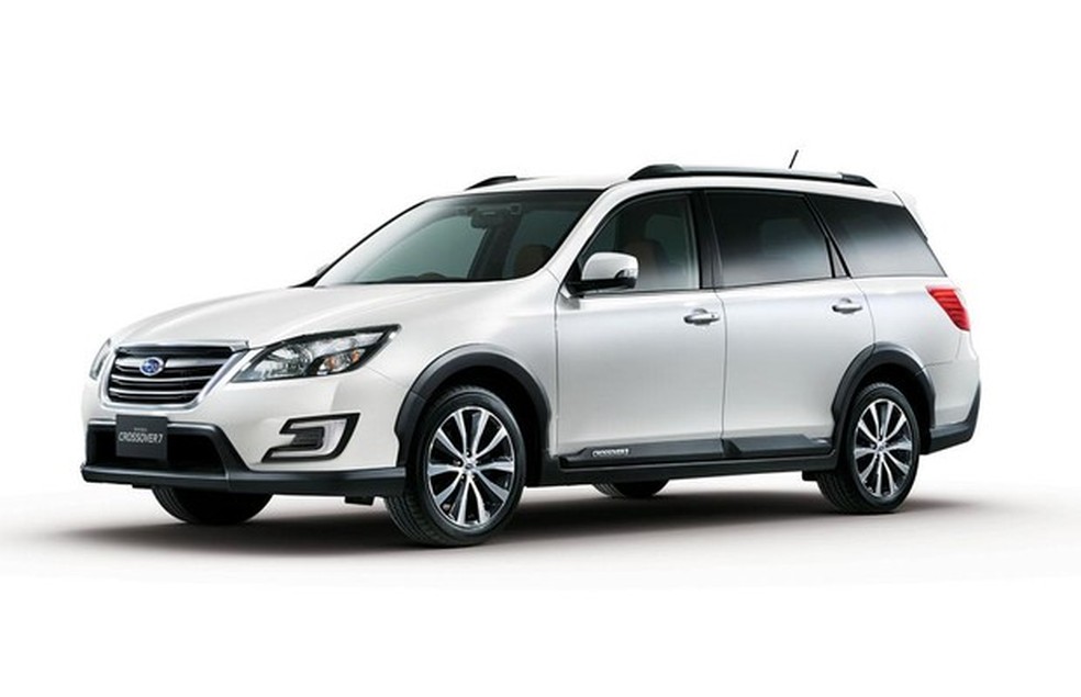 Subaru Exiga Crossover 7 é revelado no Japão