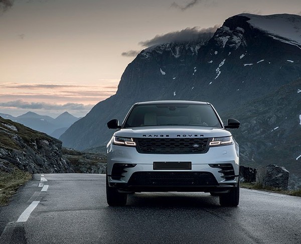 O novo Range Rover Velar implora para que você deixe a racionalidade de ...