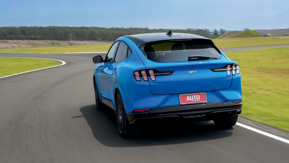 Presidente da Ford fala sobre futuro da marca e fim da produção no Brasil