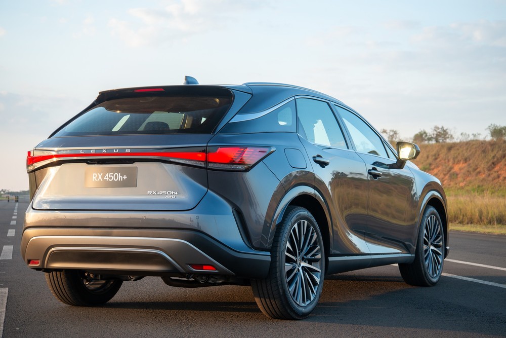 Teste: Lexus RX 450h+ é o Toyota mais luxuoso que você pode comprar