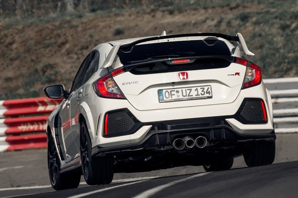 Honda Civic Type R bate recorde de tempo no circuito de Nürburgring