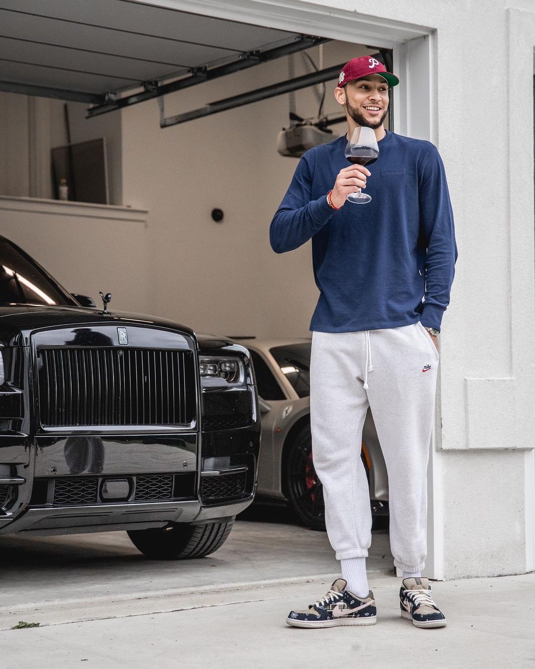 Astro da NBA, Ben Simmons exibe coleção de supercarros nas redes sociais