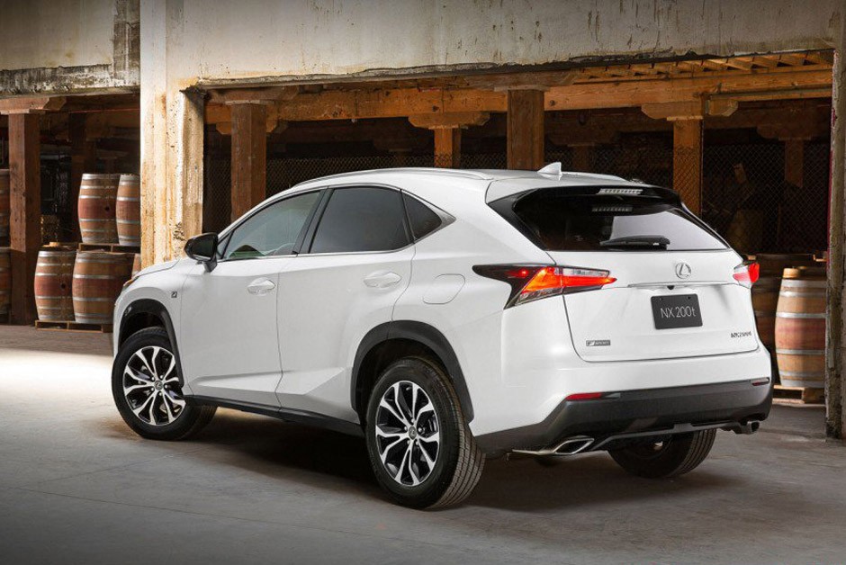 Lexus NX 200 será apresentado no Super Bowl