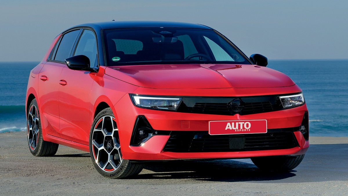 Vídeo: Astra segue vivo, é híbrido e aceleramos até 225 km/h na Autobahn