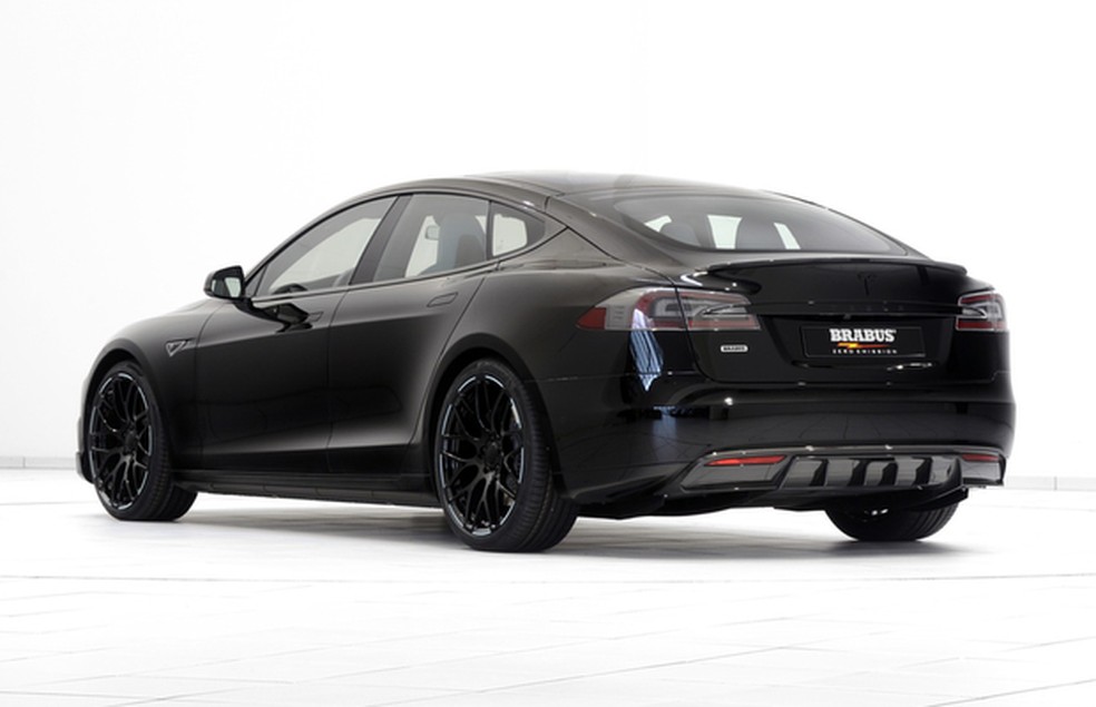 Brabus customiza Tesla Model S
