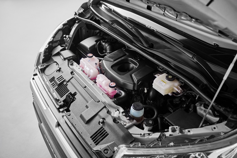 Toyota Hiace chega com motor e preço de Hilux contra Ducato e Master