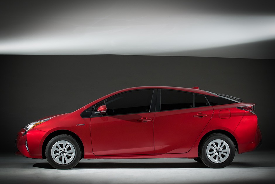 Novo Toyota Prius chega ao Brasil com preço de R$ 119.950