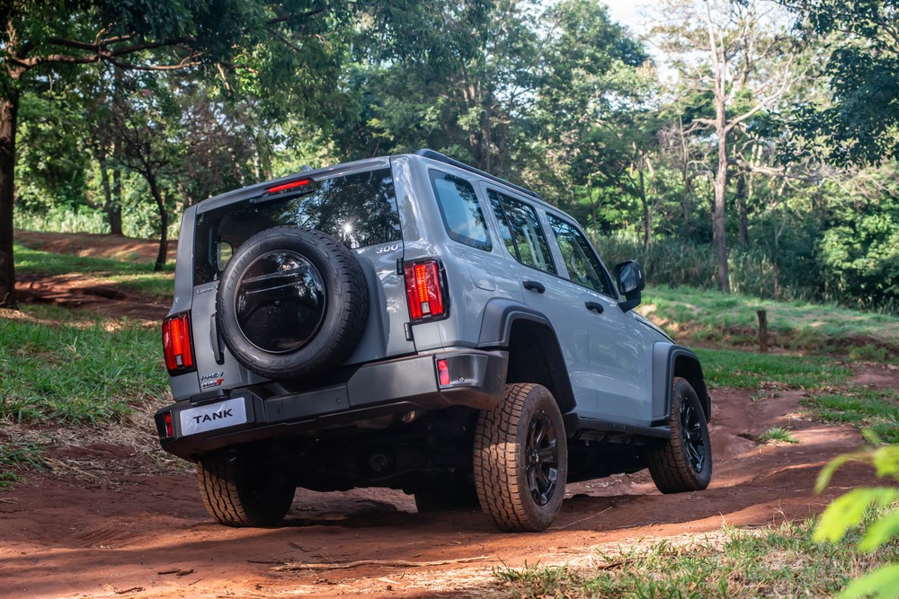 Tank 300: visual imponente, vocação off-road