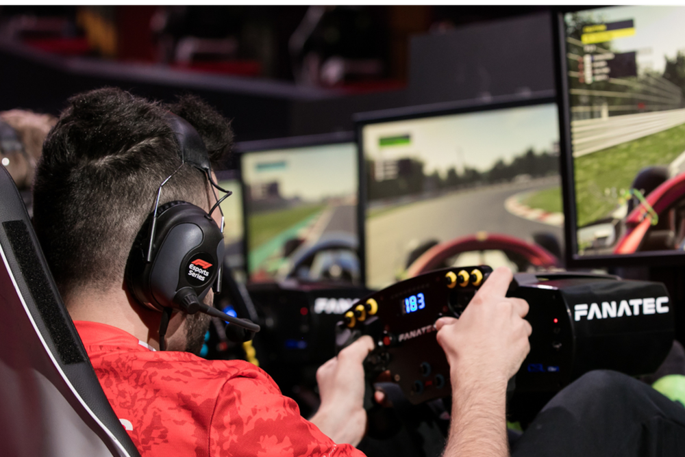 Pilotos da F1 recorrem ao videogame para treinar (e você também pode ...