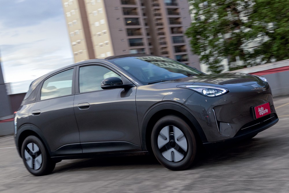 Comparativo: BYD Dolphin Mini ou Geely EX2, qual é melhor por R$ 120 mil?