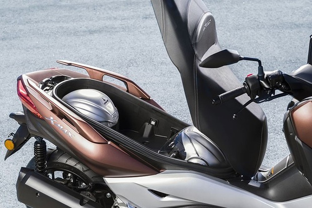 Yamaha lança XMax 300