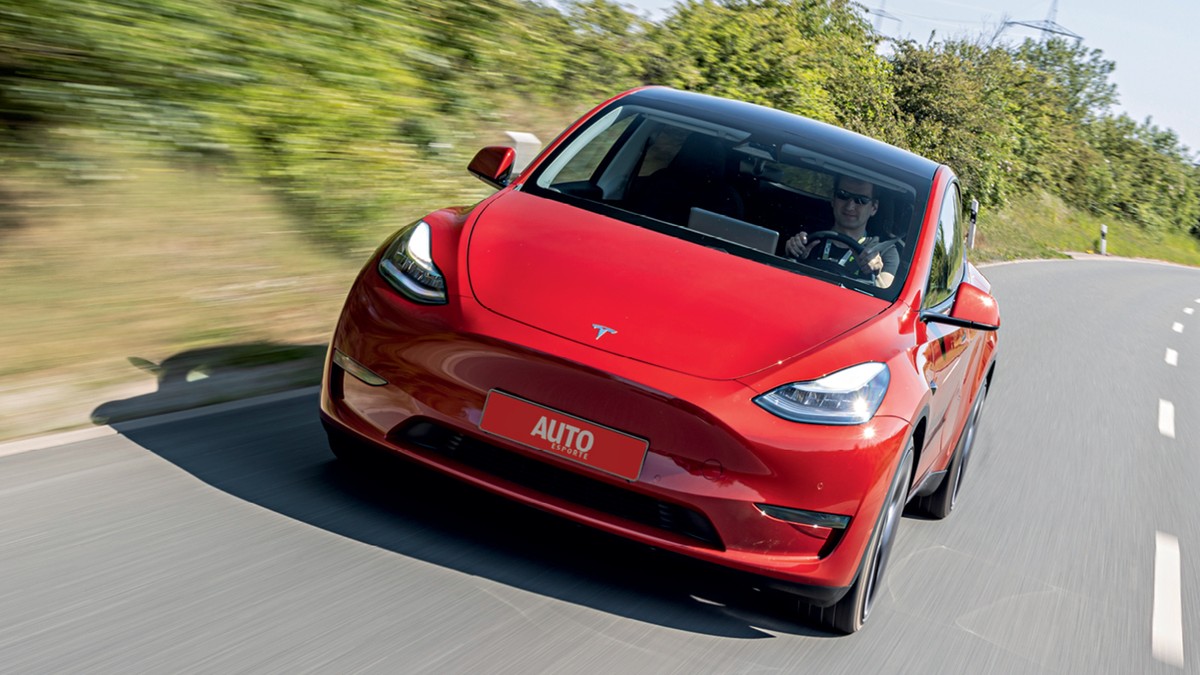 Tesla Model Y é o primeiro carro elétrico a ser o mais vendido no mundo