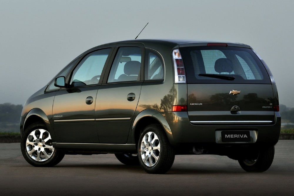 Chevrolet Meriva: veja 4 versões com muito espaço e ótimo custo-benefício