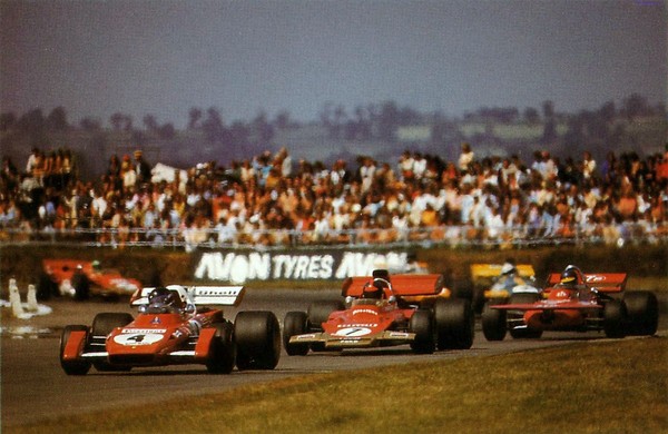 F1 de 1971 teve carro movido a turbina de avião e bicampeonato de Stewart
