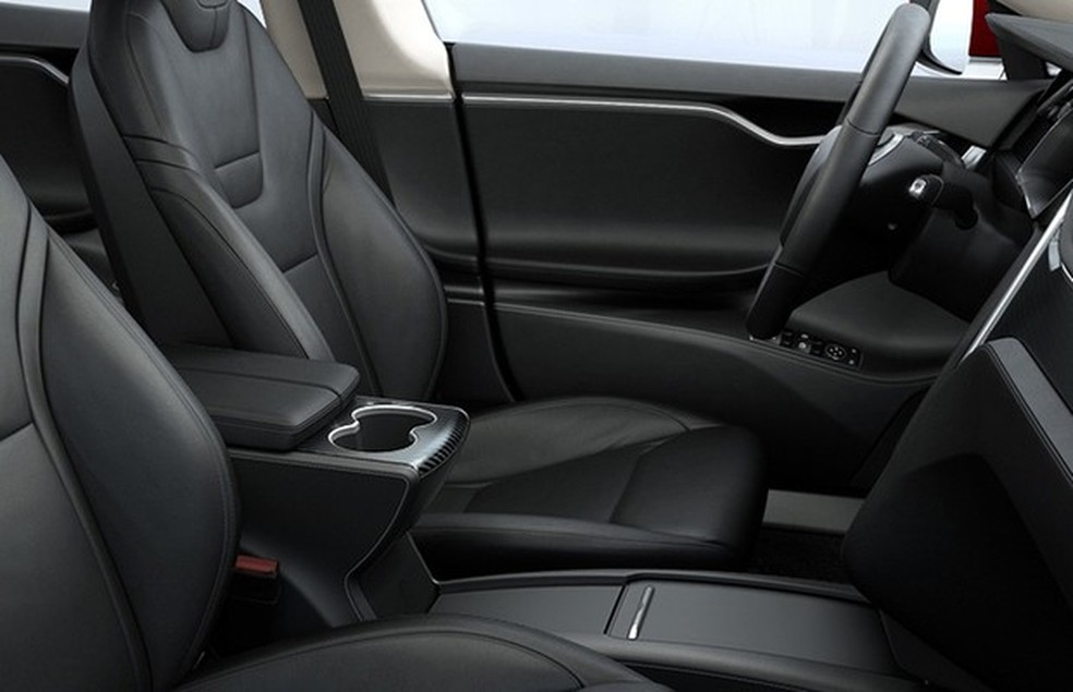 Tesla Model S 2017 é apresentado com visual atualizado