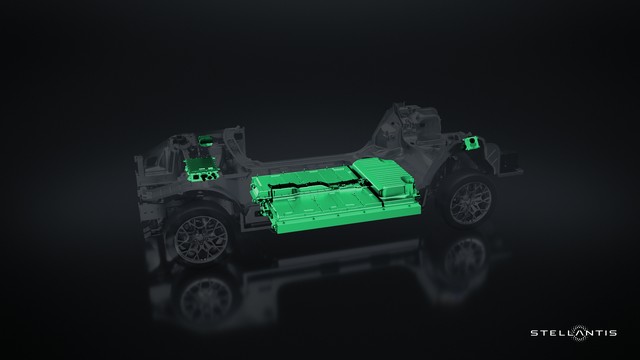 Stellantis promete carros que vão a 100 km/h em 2 segundos e rodam 800 km