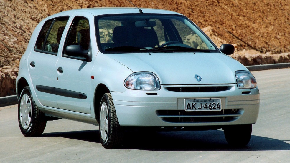Dá para comprar um carro usado por R$ 10 mil? Selecionamos 6 boas opções