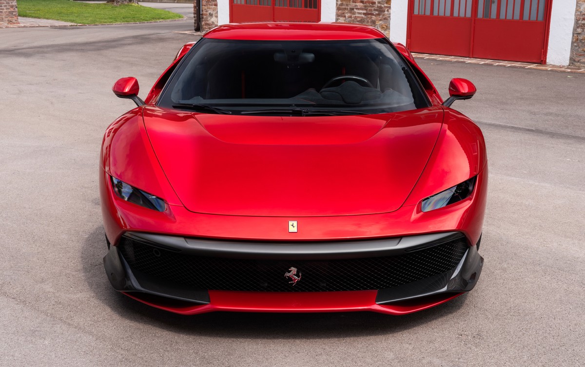 Ferrari faz modelo único para um de seus 'clientes mais dedicados ...
