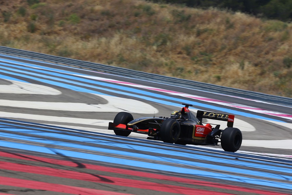 Livro: as 50 melhores reportagens de Jason Vogel