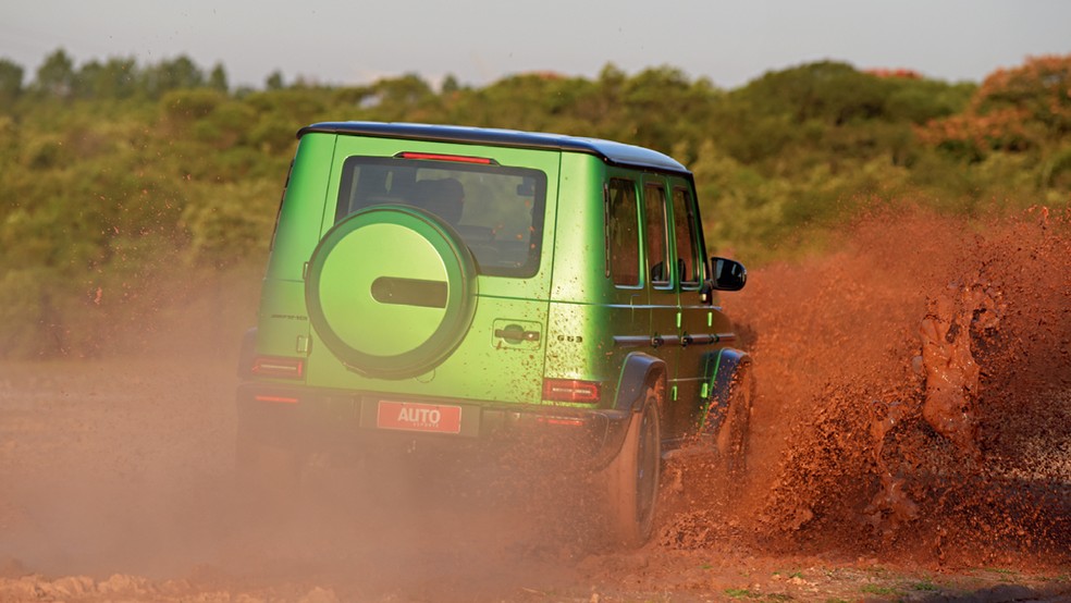 Mercedes-AMG G63 é jipão de R$ 1,8 milhão que vai bem no 4X4 e acelera ...