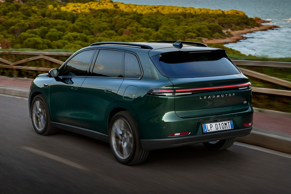 Leapmotor C10 terá versão híbrida diferente do que você está acostumado