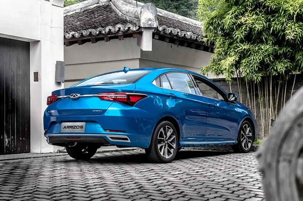 Caoa Chery lança Arrizo 6 para tirar vendas de Honda Civic e Toyota Corolla