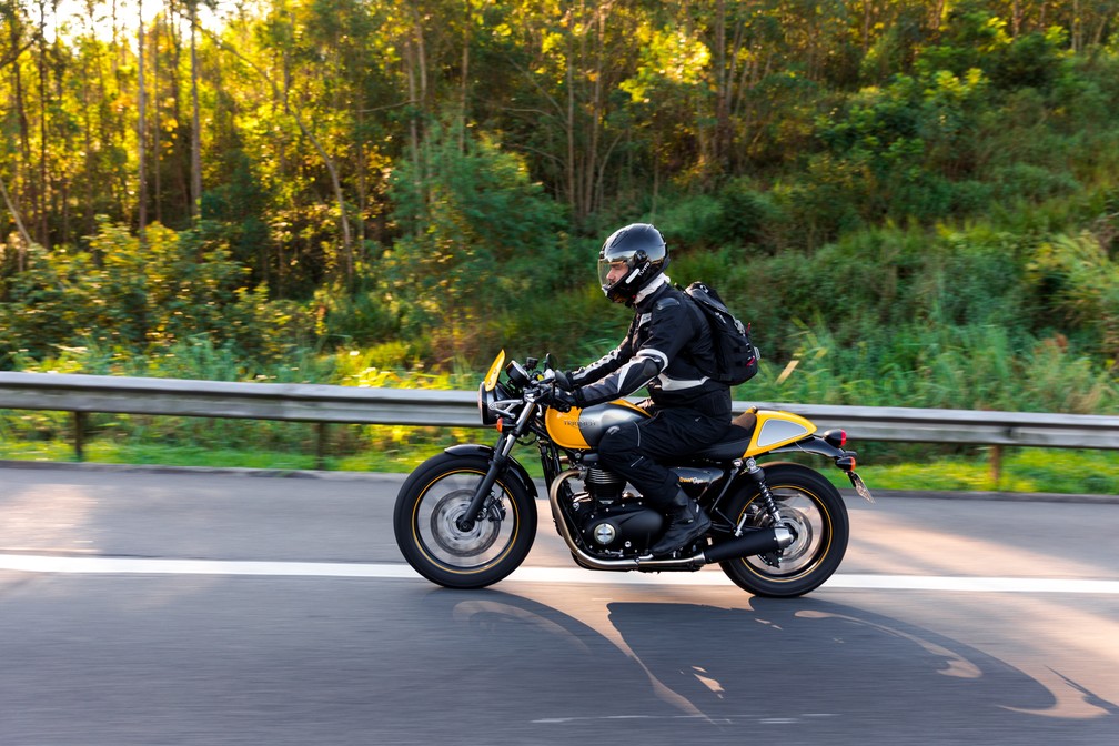 Triumph Street Cup: primeiras impressões